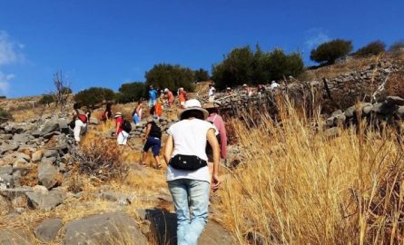 Πεζοπορία στο Βοτανικό Πάρκο, στο Φουρνέ - Αγώνας της ΚρήτηςΑγώνας της ...